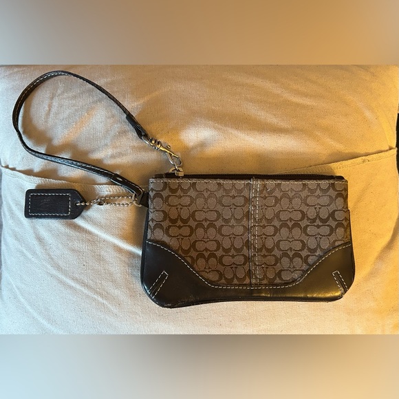 Coach | Bags | Vintage Classic Coach Small Leather And Canvas Wristlet ...
